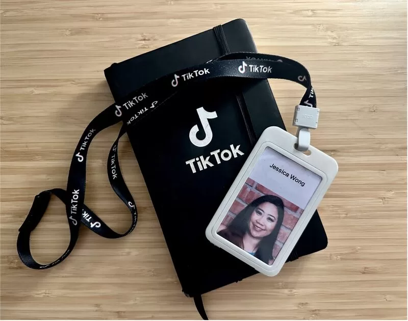 A TikTok Senior Marketing Officer Leaves Office